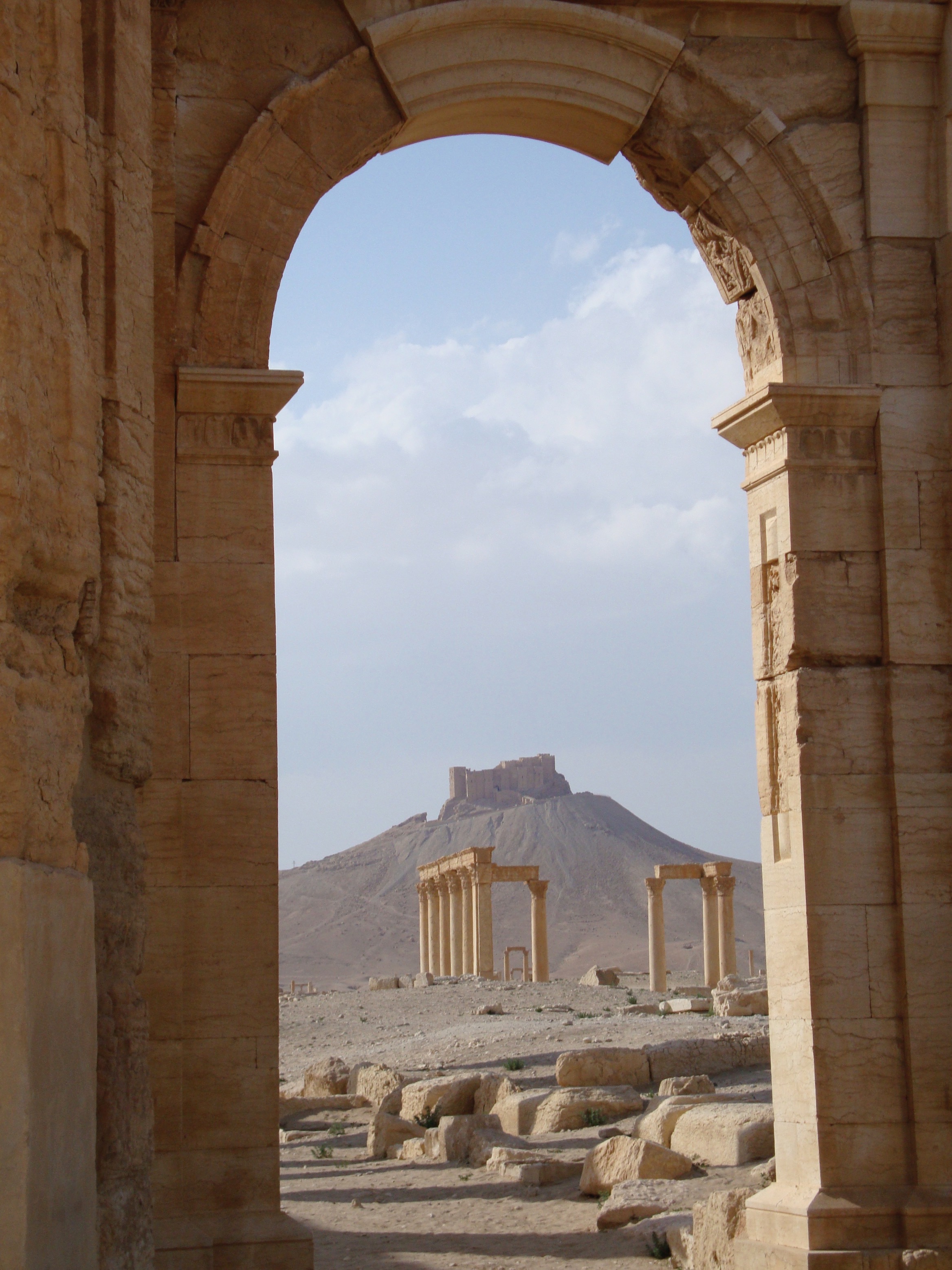 Palmyra's Triumphal Arch - Wilbur's Travels